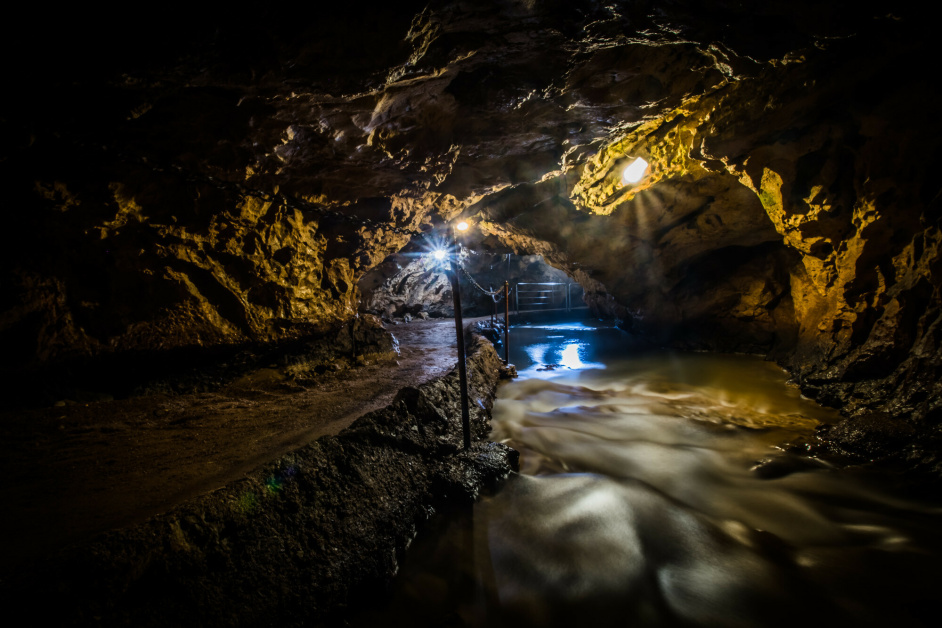 Jama Pekel pri Zalogu | Kam za vikend